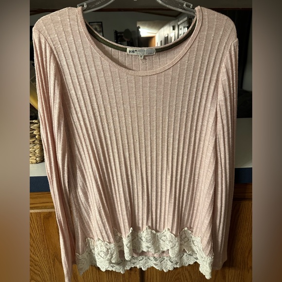 Jolt | Tops | Jolt Light Pink Lace Bottom Top | Poshmark